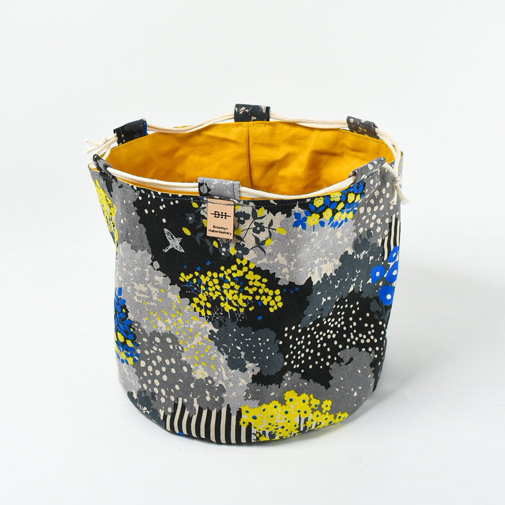 Asa Bucket Bag - Geo burst – Brooklyn Haberdashery