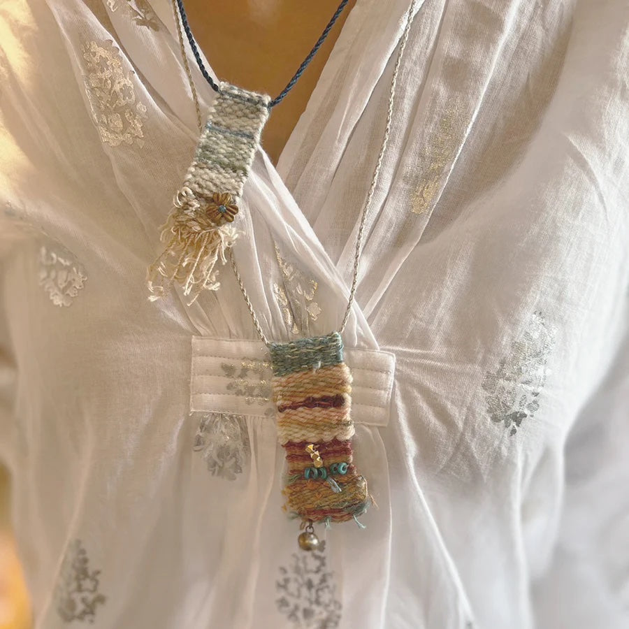 Pokeori Mini Loom Weaving Kit, Blue – Brooklyn Haberdashery