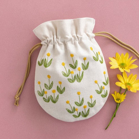 Sunny Flowers Small Pouch Embroidery Kit, 4x6" – Brooklyn Haberdashery