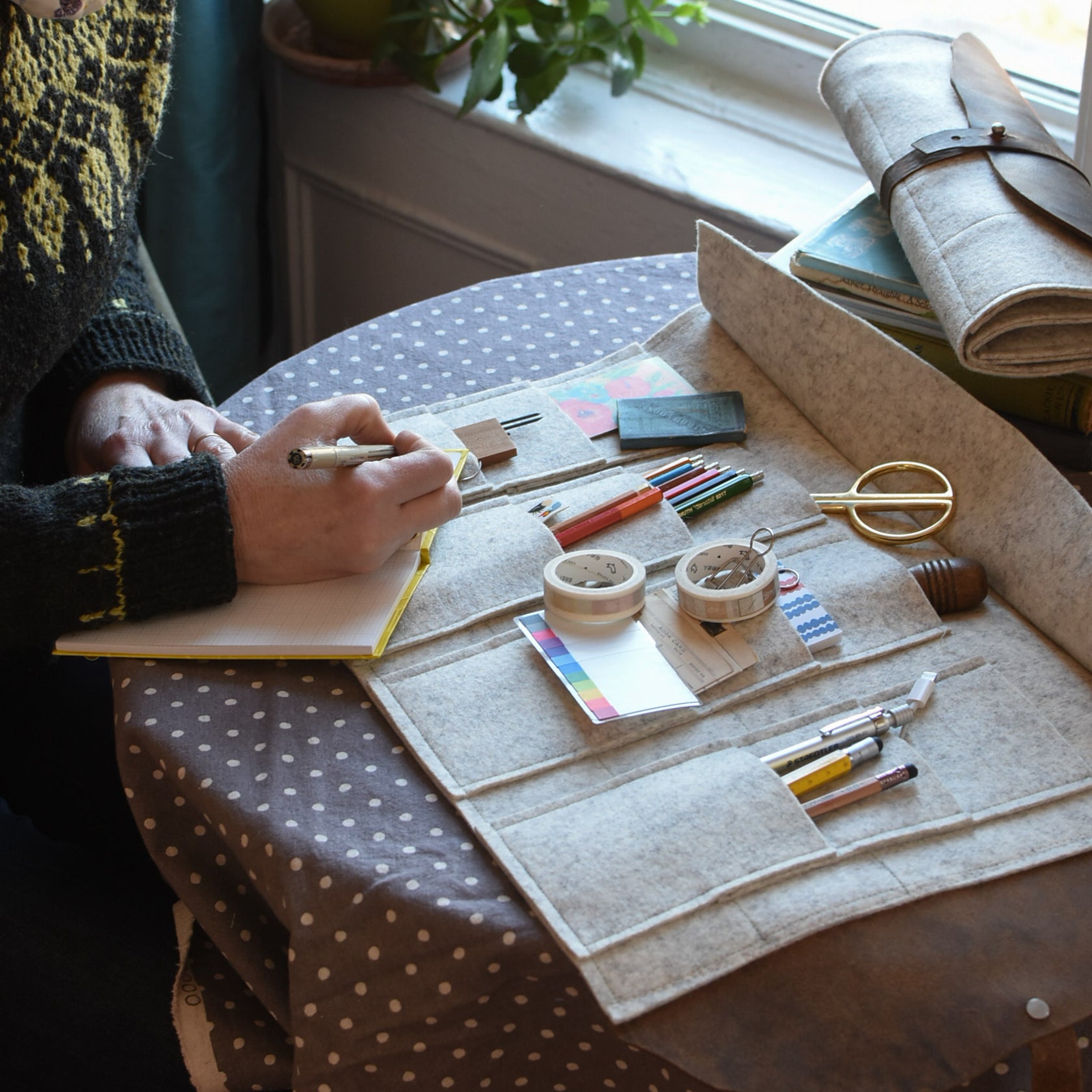 Ursula Tool Roll – Brooklyn Haberdashery